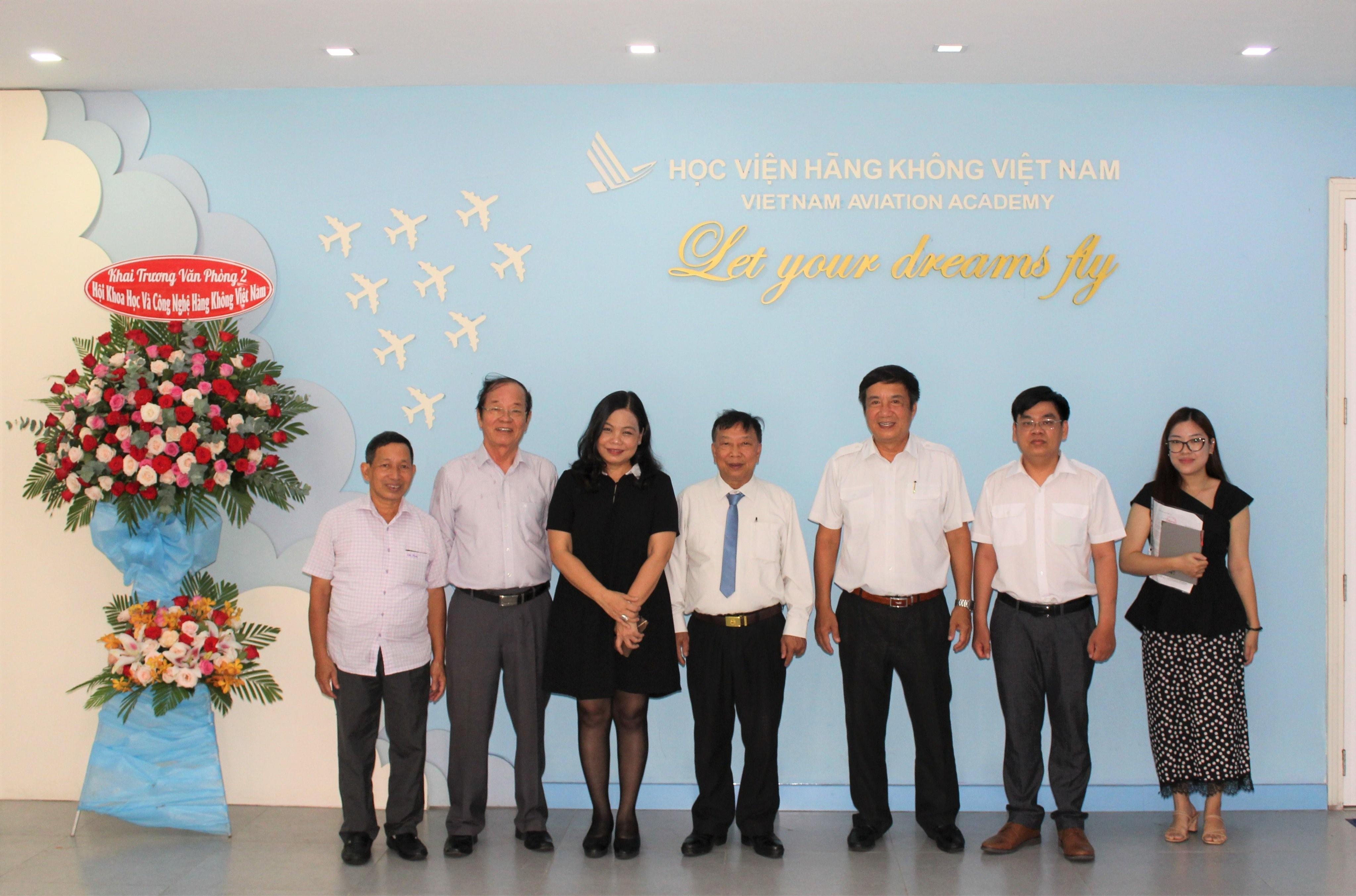 LỄ KHAI TRƯƠNG VĂN PHÒNG 2 HỘI KH&CN HKVN TẠI PHÍA NAM VÀ ĐỒNG HÀNH ...